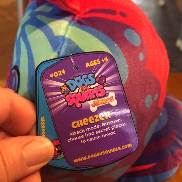 Toys | Nwt 8 Dogs Vs Squirrels Cheezer | Poshmark